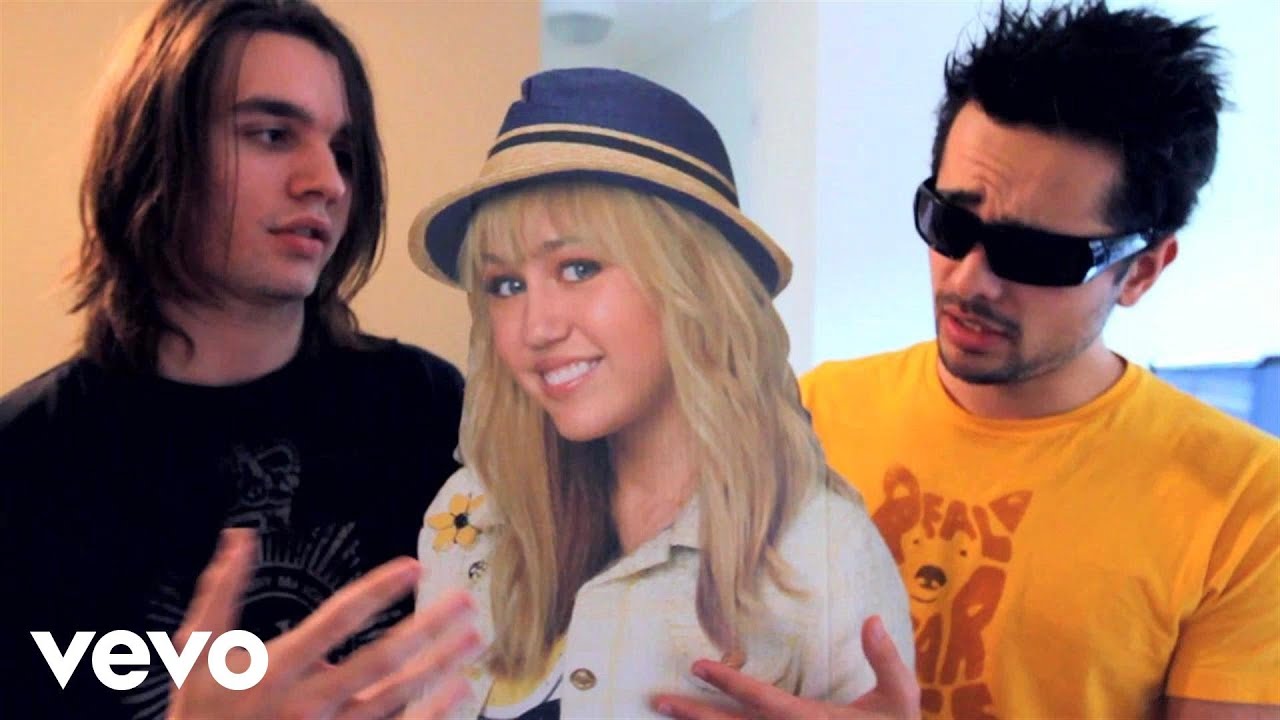 Dave Days - Last Song ft. Miley Cyrus - YouTube