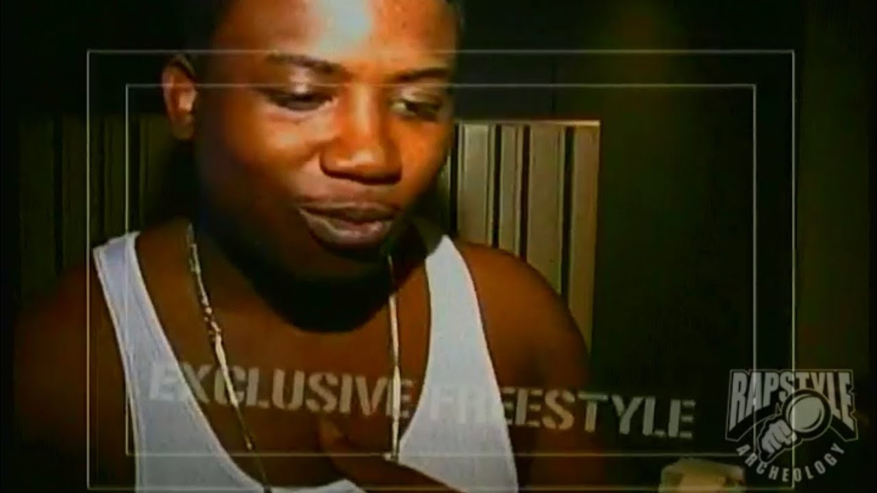 GUCCI MANE “FREAKY GIRL” FREESTYLE IN STUDIO | RAP HUSTLIN UNDAGRIND (2007) - YouTube