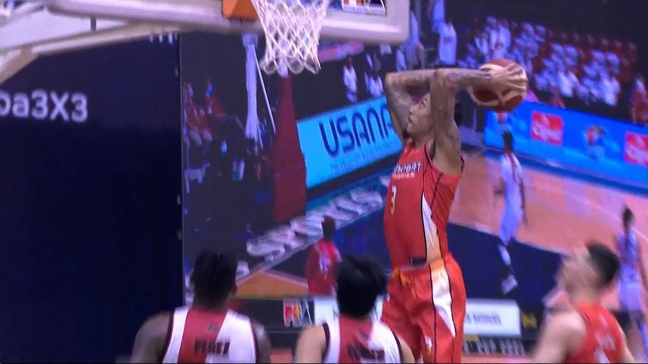 Jamie Malonzo elevates for the two-hand dunk! | PBA Governors' Cup 2021 ...