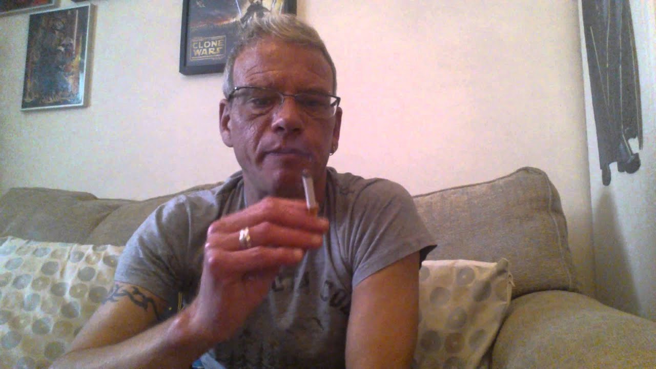 ARMADA 100 CIGARETTE REVIEW - YouTube