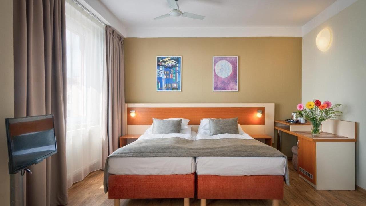 Hotel Aida, Prague, Czech Republic - YouTube