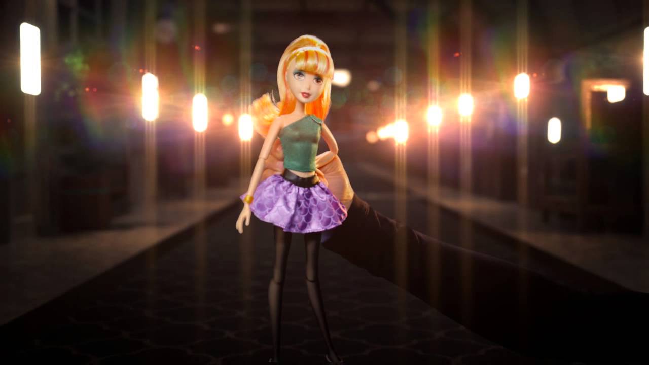 Fairy Tale High Dolls Make Their TV Debut! - YouTube