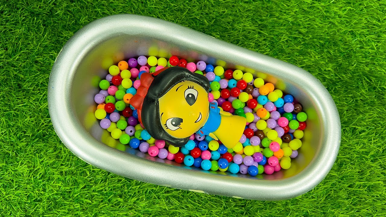 Colorful Candy Overflow & Slime Meltdown in a Bathtub | ASMR Magic ...