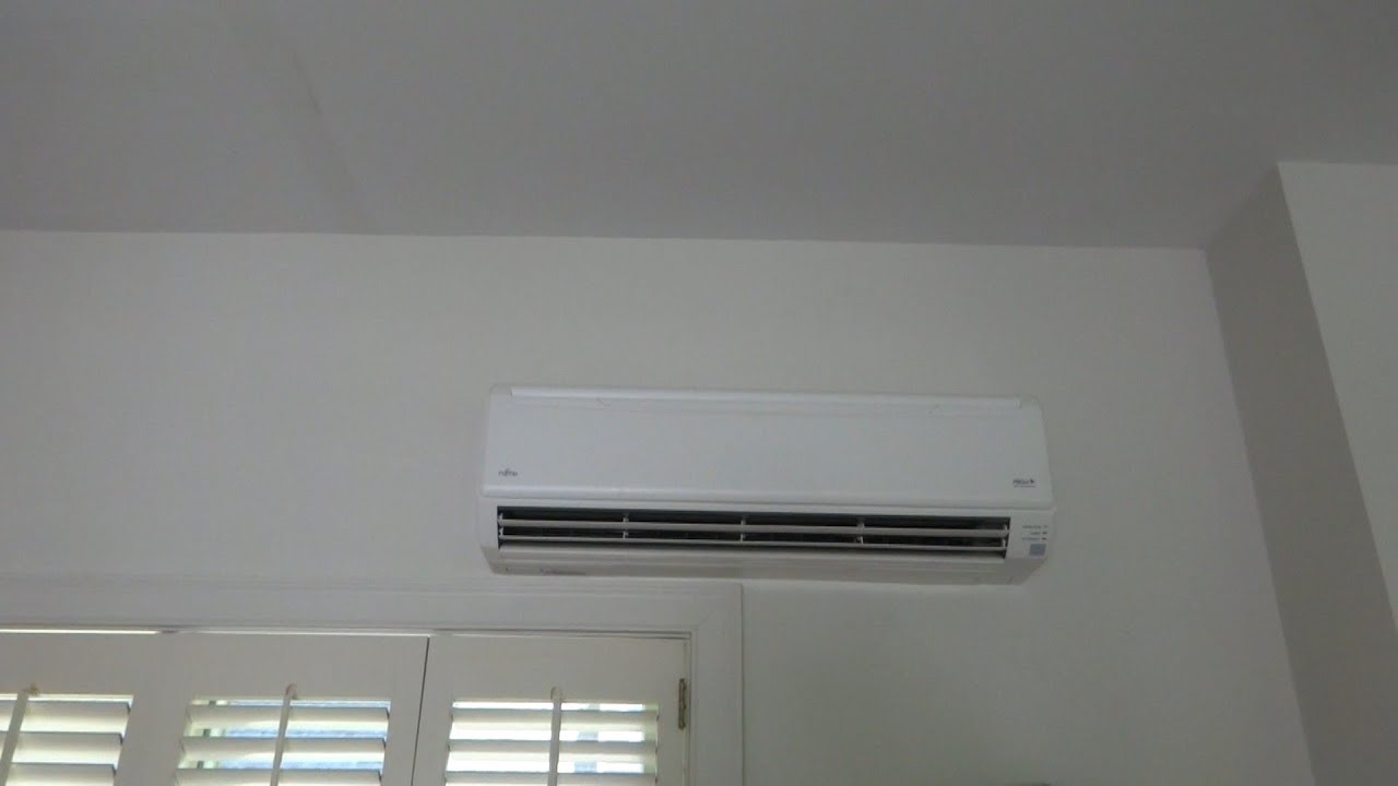 MINI SPLIT NOT COOLING HOME - YouTube