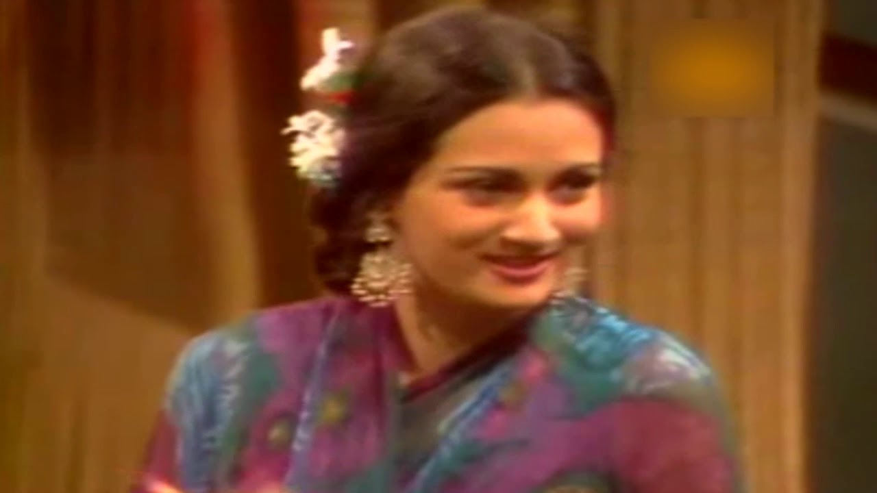 Bushra Ansari "Ptv Comedy Programme" Shoo Shaa - Anwar Maqsood ...