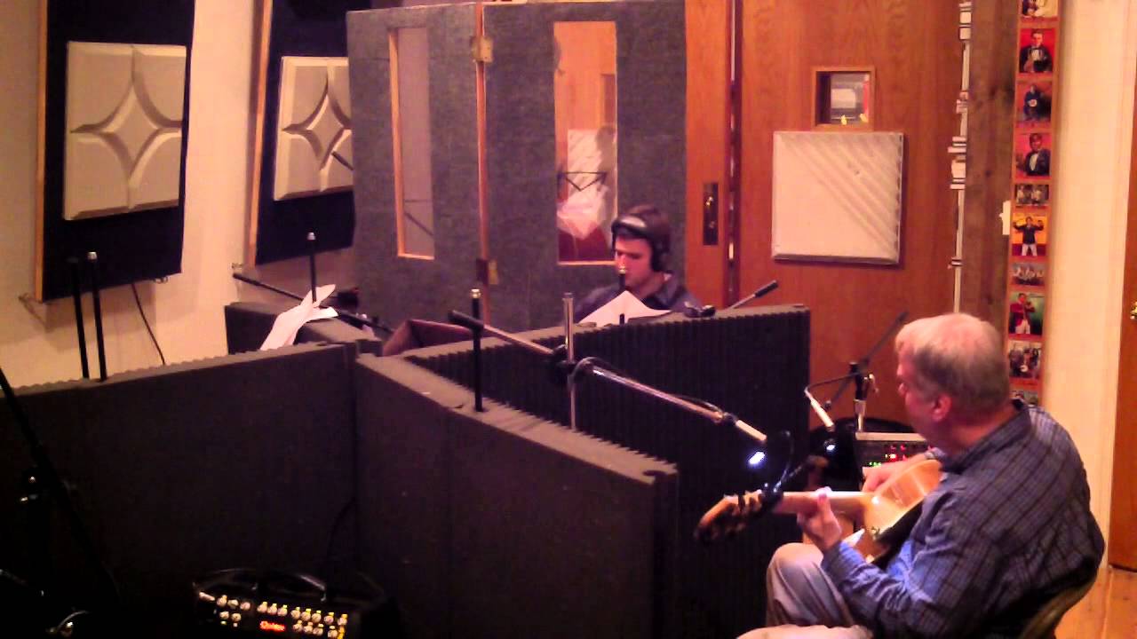 Jan Knutson - Moonglow - with Steve Abshire and Tommy Cecil - YouTube