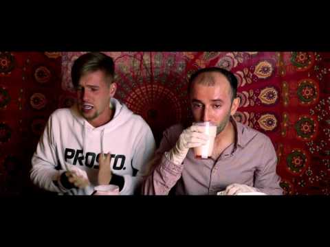 Extreme hot chili Carolina reaper eating - zajawka polish vs turkish man