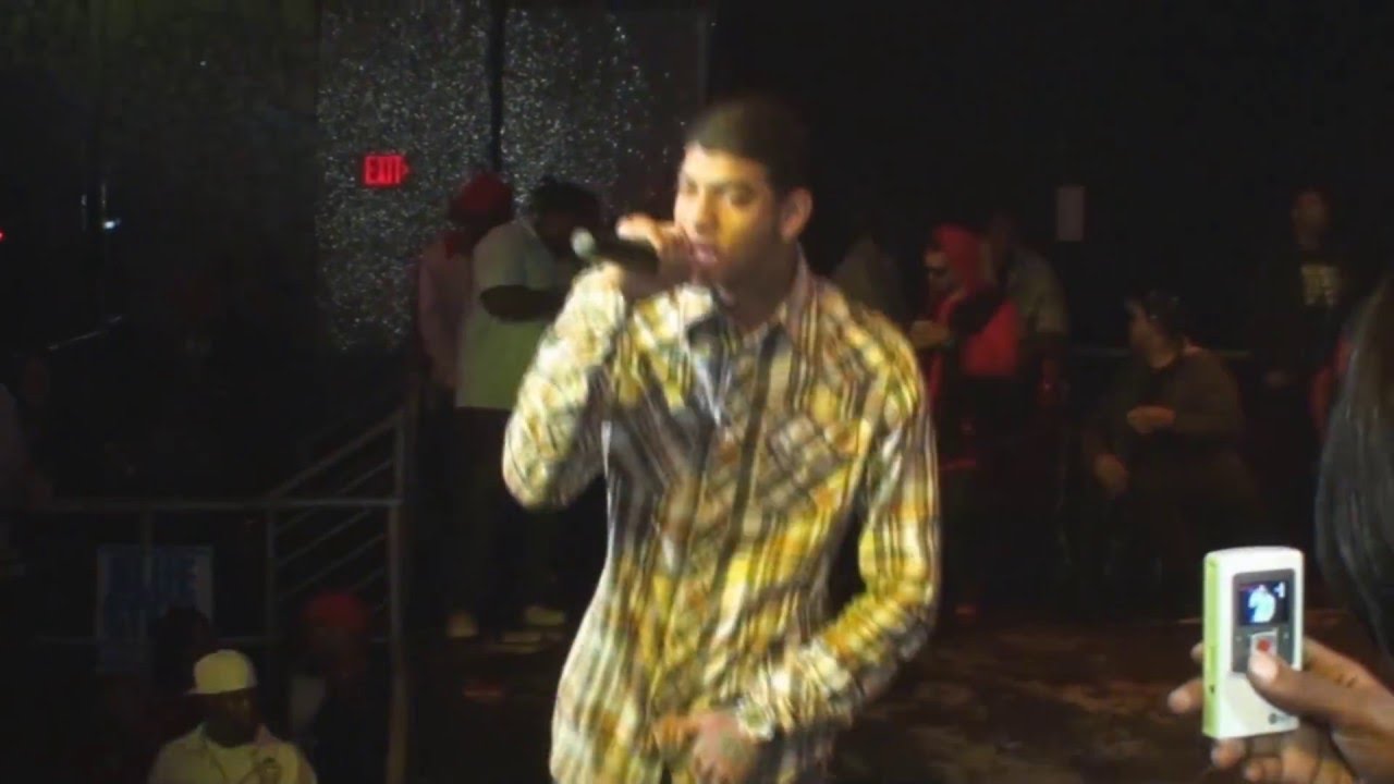 Yung Chris (YC) performs RACKS @ the Diamond Awards!!!!! - YouTube