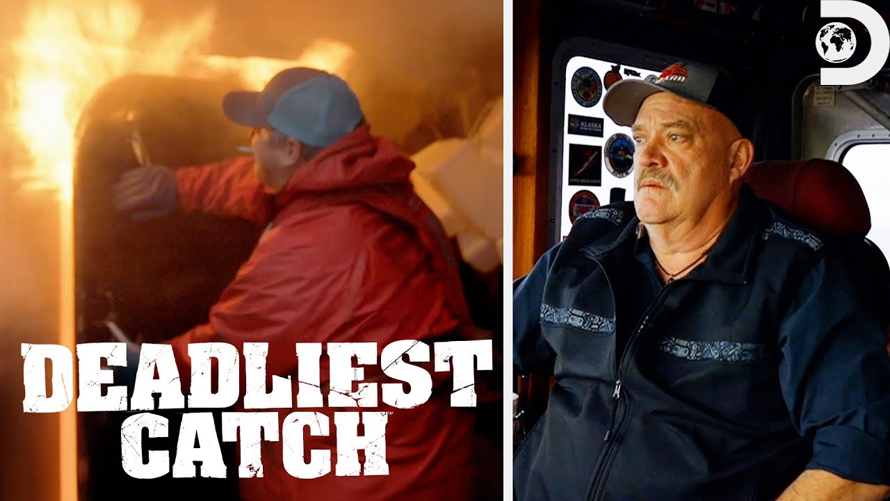 The Wizard Catches on Fire | Deadliest Catch | Discovery - YouTube