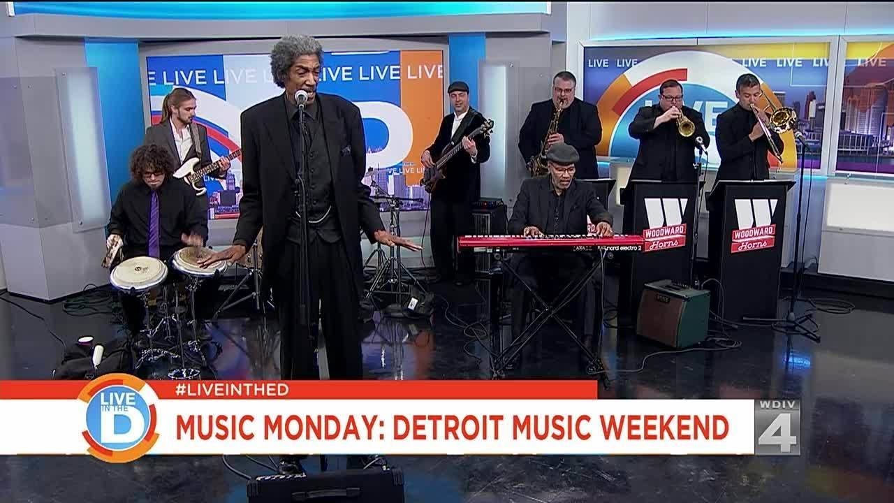 Melvin Davis Performs - YouTube