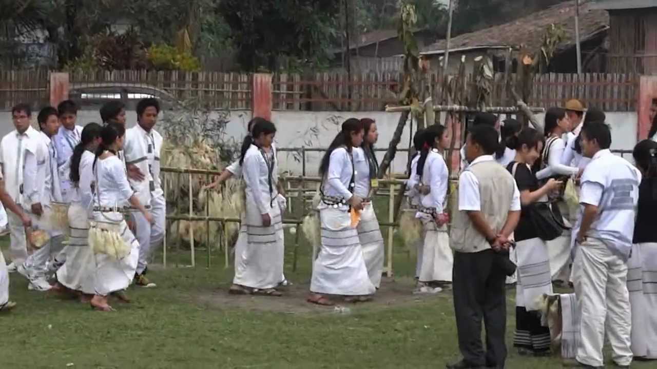 MOPIN FESTIVAL OF GALO TRIBE IN ARUNACHAL - YouTube