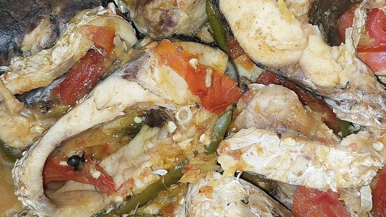 #How to cook fish Naga style | The season has started. 🐟 🐠 🎣 😍 - YouTube