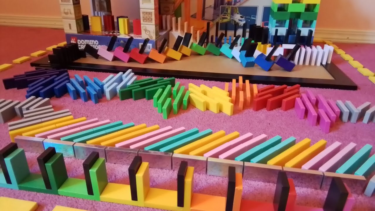 Domino Project In 1 Meter Spacing (670+ Dominoes) - YouTube