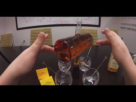Glass Whiskey Decanter with Glasses - 1100ml Barrel Whiskey Carafe Alcohol Decanter Set - NCGDS08