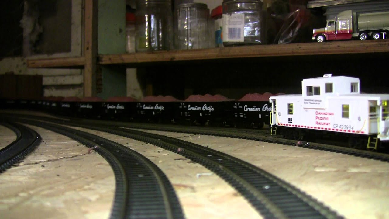Ore Train on Branch Line HO Scale - YouTube