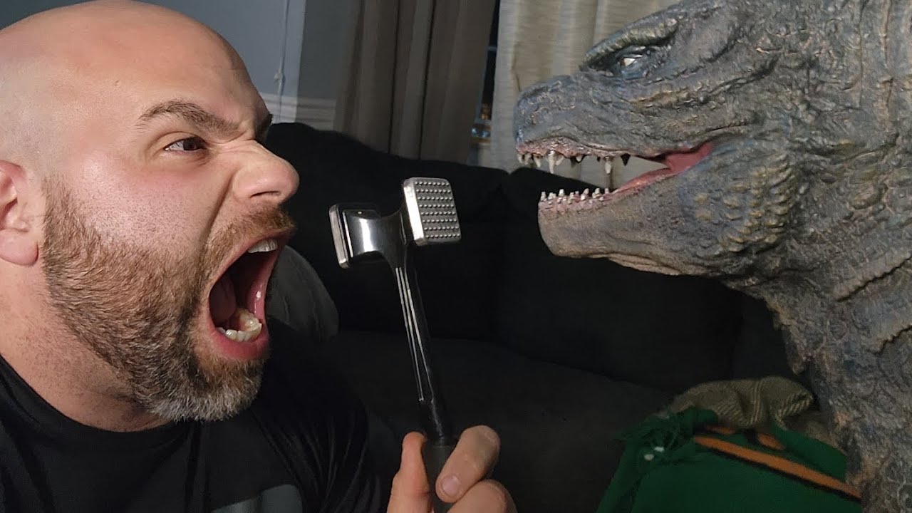 Prime 1 Studios Godzilla Bust Unboxing - YouTube