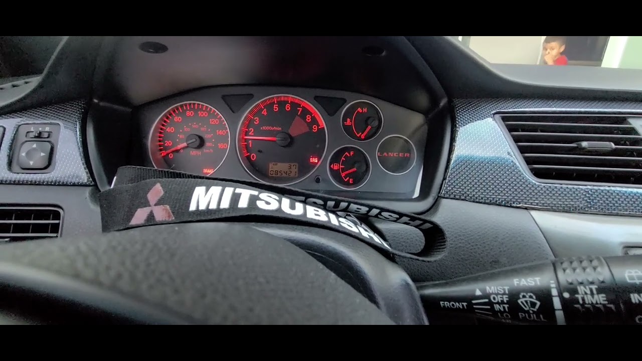 Evo 8 straight pipe hks 272 stock turbo - YouTube