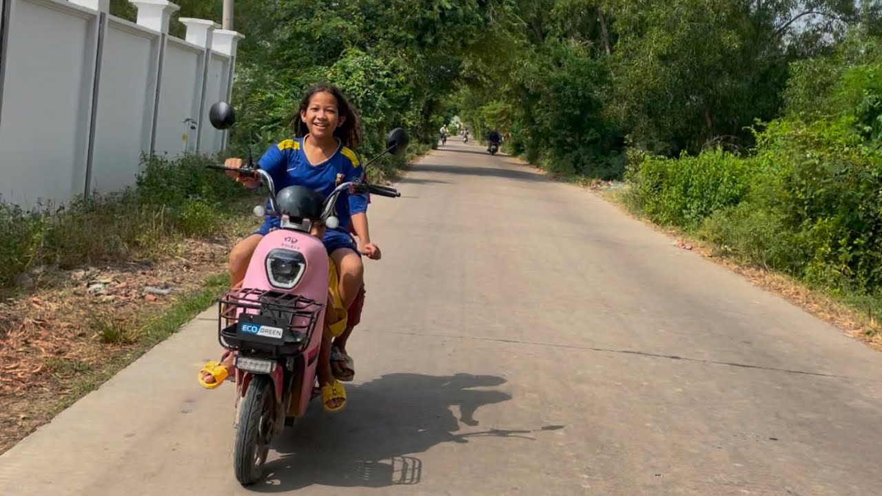 ទេសភាពតាមដងផ្លូវទៅលេង Coco Farm កូកូហ្វាម 😍 TADI Q7 កង់អាគុយ ទំនេីប ...