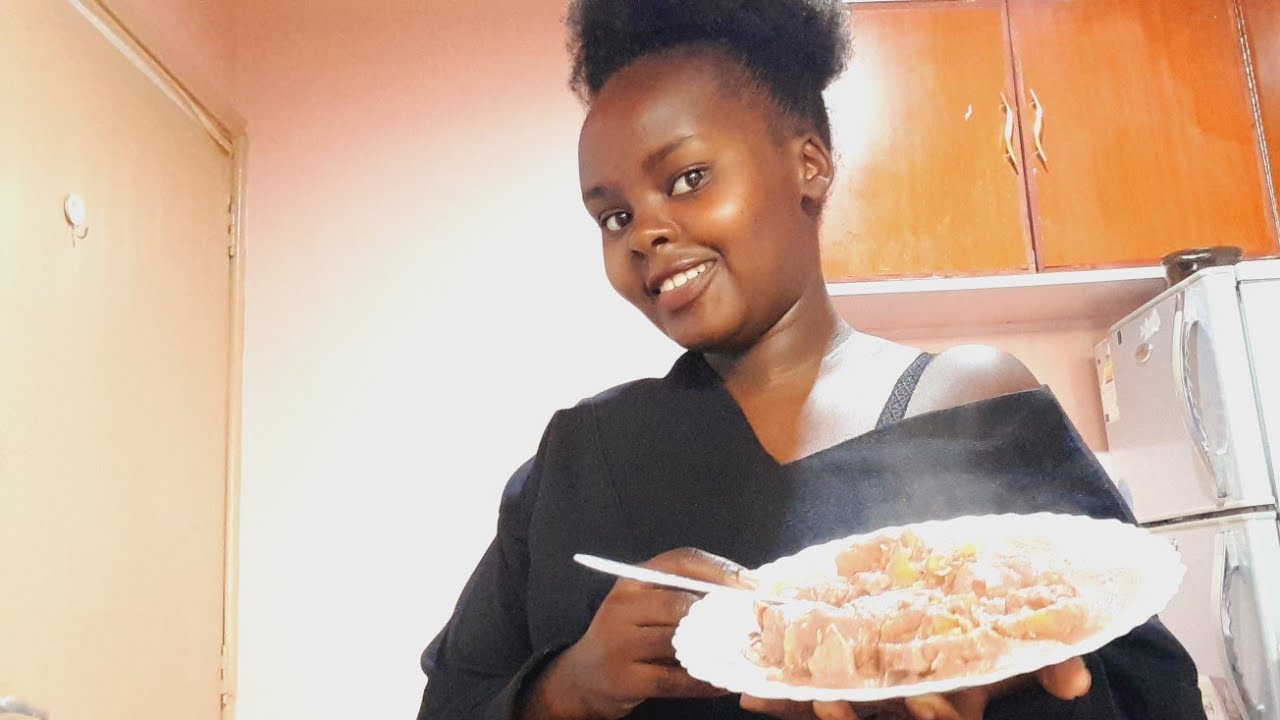 Cook with me Ugandan food//gnuts for lunch.(Binyewa)😍😋 - YouTube