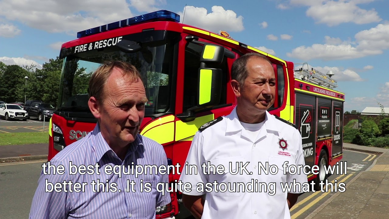 Preview of Lincolnshire's new fire appliances - YouTube