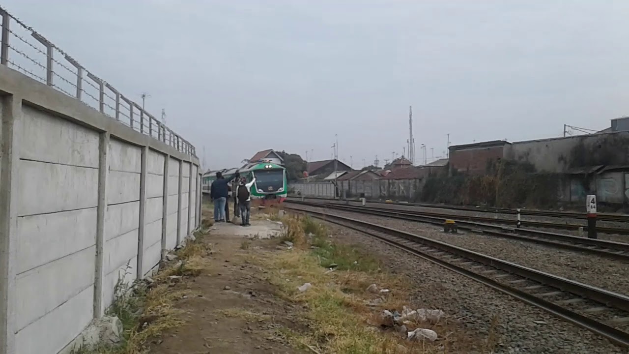 Kereta inpeksi 2 - YouTube