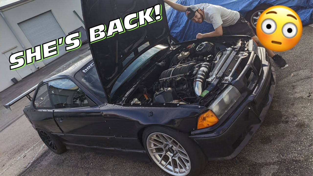 FRIENDS FIXING MY DRIFT CAR! - YouTube