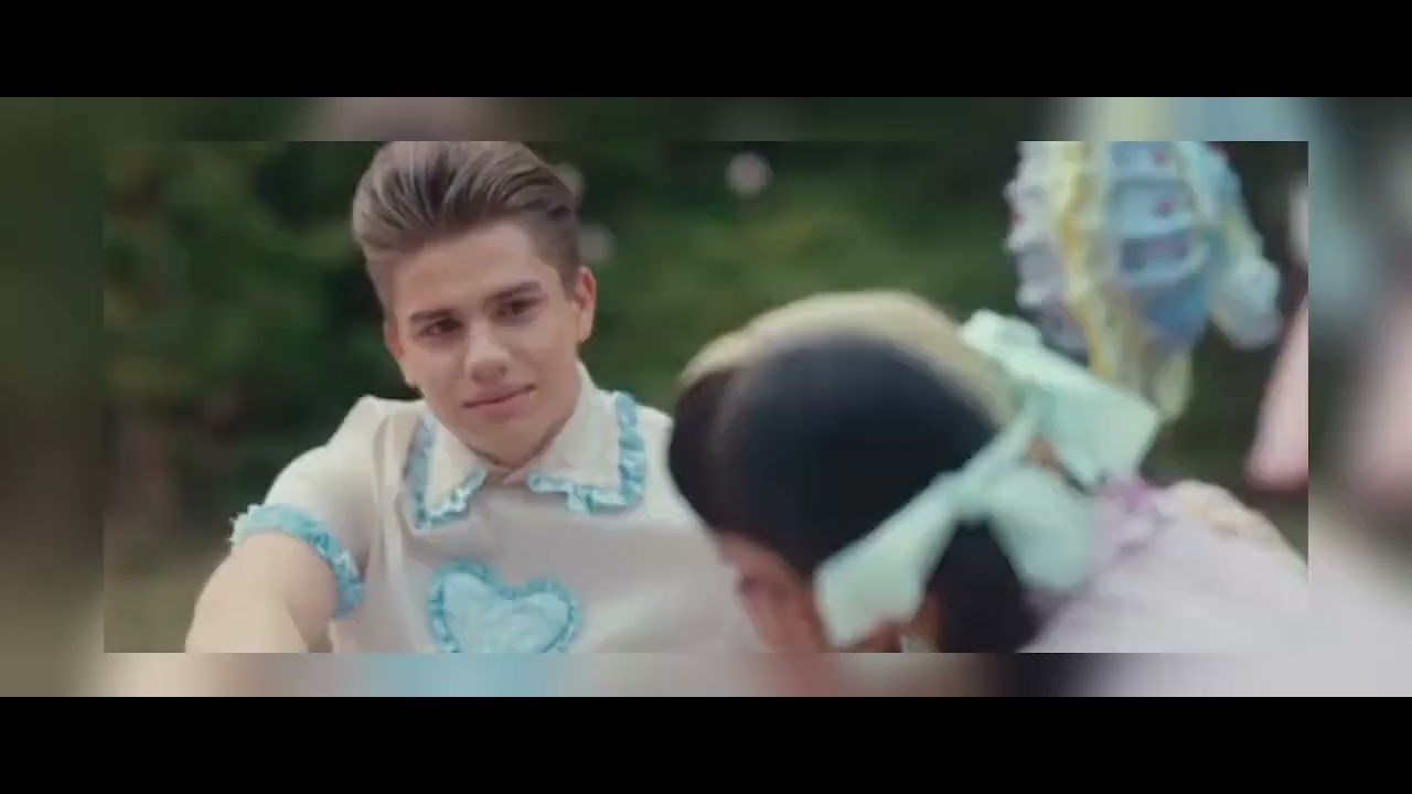 Melanie Martinez. - Class Fight Oficial Music Vídeo Sped Up - YouTube