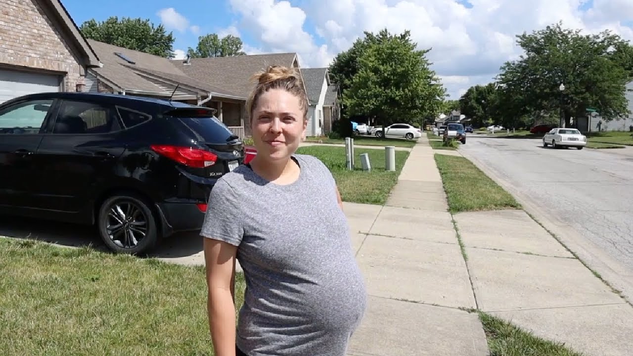 POSITIVE HOME WATER BIRTH VLOG!!! (SURPRISE GENDER REVEAL!) - YouTube