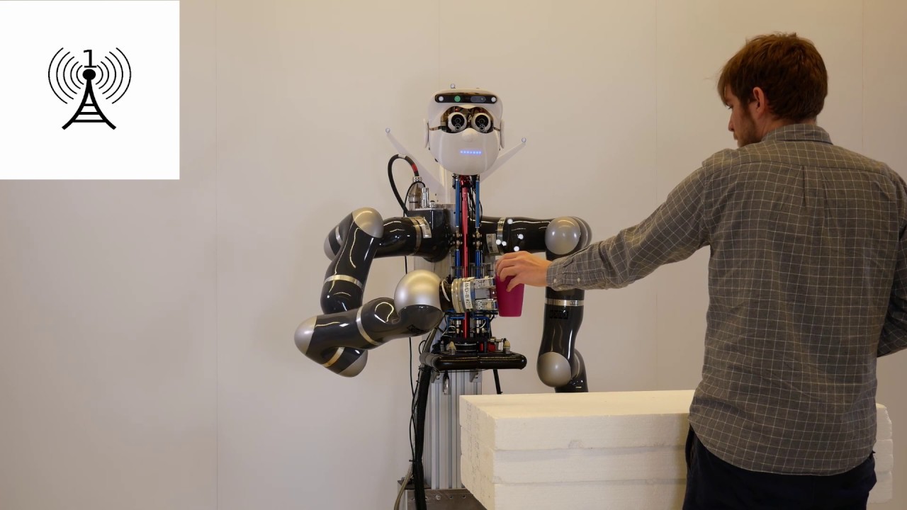 Event-triggered Setpoint Control on the Apollo robot - YouTube