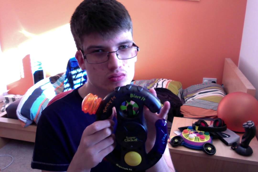 Hub - Super Click It Running Low on Batteries Episode 2 In the Key of E ...