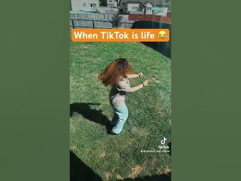 My niece came all this way to do a TikTok in my backyard 😂😂 #funny # ...
