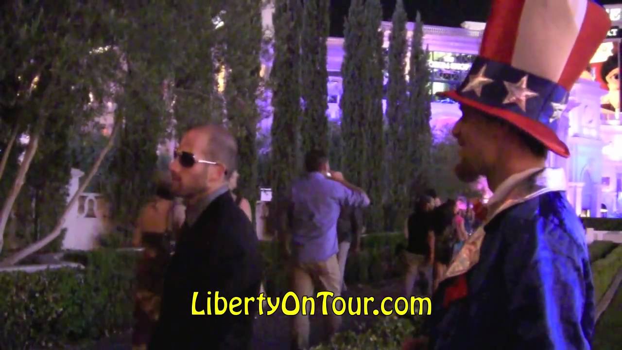 Uncle Sam Visits the Vegas Strip - YouTube