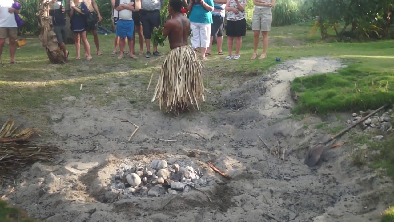 LOVO COOKING | ROBINSON CRUSOE ISLAND | FIJI - YouTube