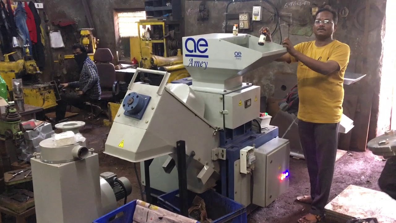 Liquid filled bottles shredder with liquid separator - YouTube