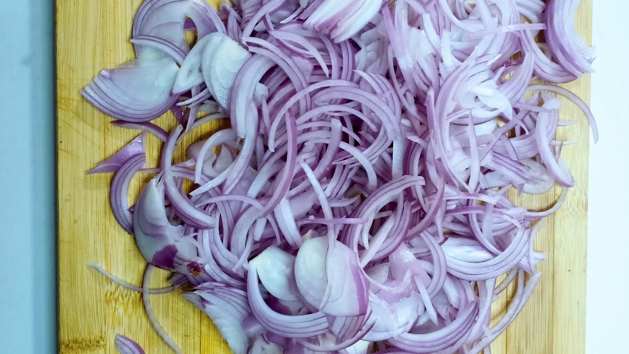 Easy method of Onion cutting for biryani and salad#slicer - YouTube