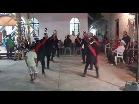 Danza Los xochitini San Miguel Arcángel de xiquila en santa María ...
