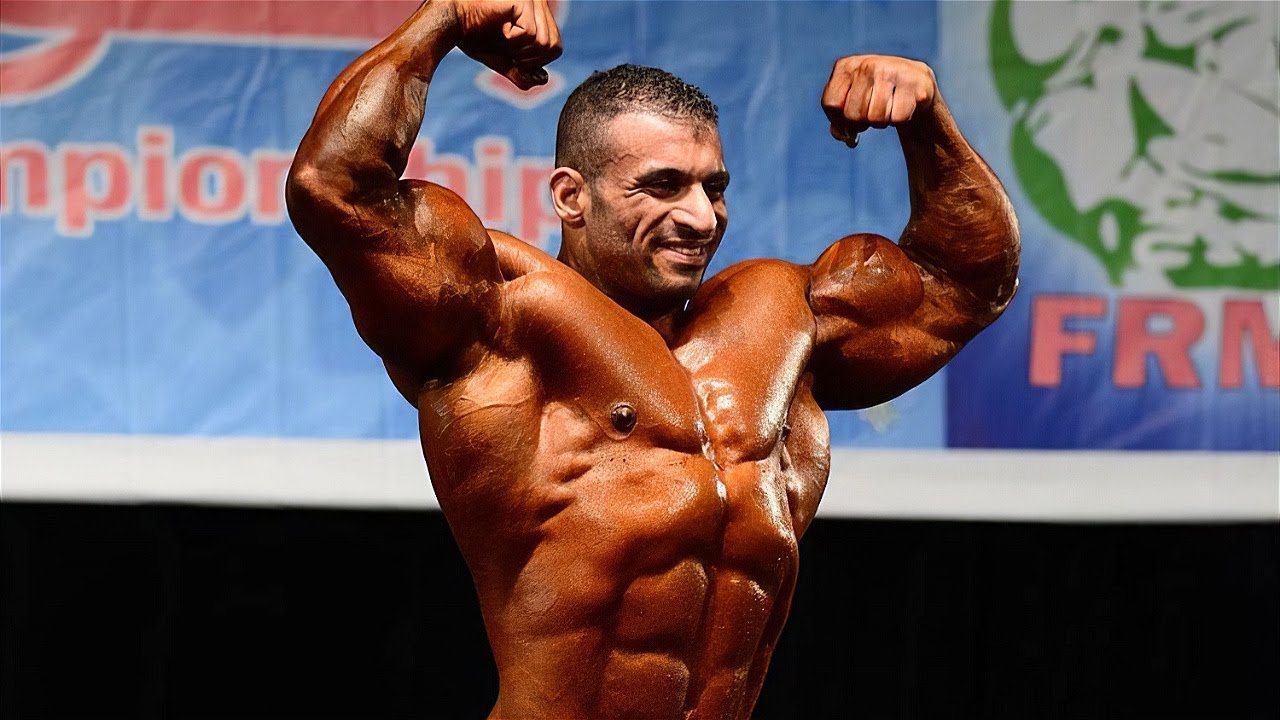 Egyptian bodybuilder Mohamed Zakaria - Posing routines at IFBB World ...