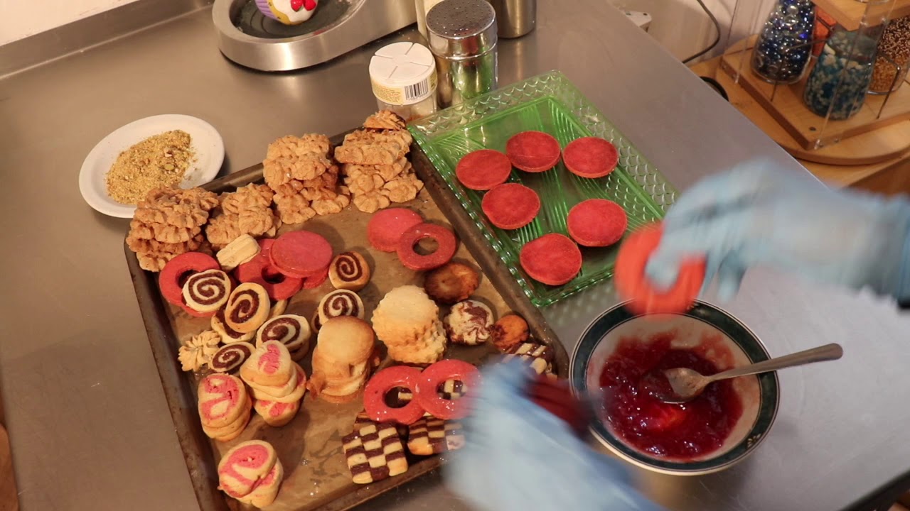 THE BEST EID COOKIES/BISCUITS - YouTube