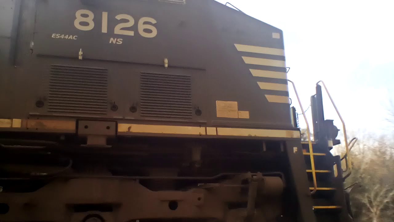 NS 8126 leads NS 224 with horn show - YouTube