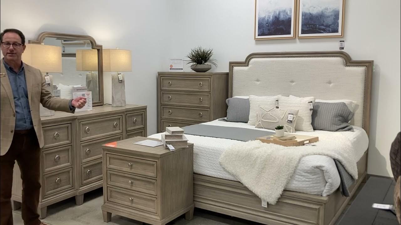 EXCLUSIVE B922 Jorlaina - YouTube