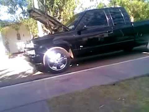Silverado negra modificada - YouTube