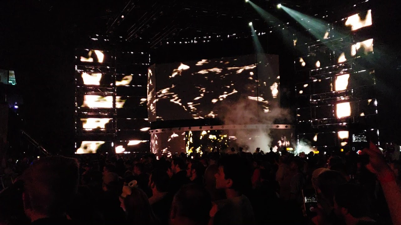 Aleister Black Smackdown debut (live entrance) - YouTube