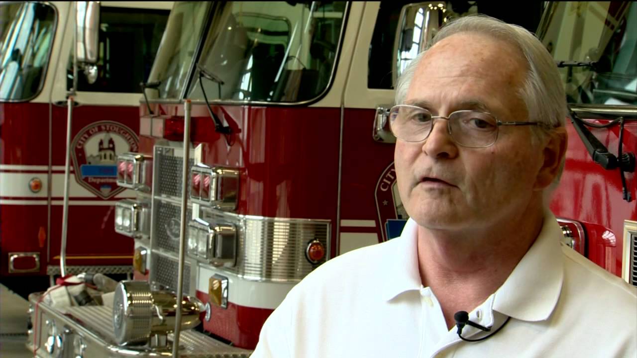 Stoughton fire chief: Radio failures could jeopardize lives - YouTube