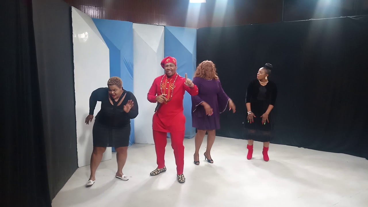 Switmagi dancing KATOLO with Amb. Bisengo and Cheche Nduku at KBC TV ...