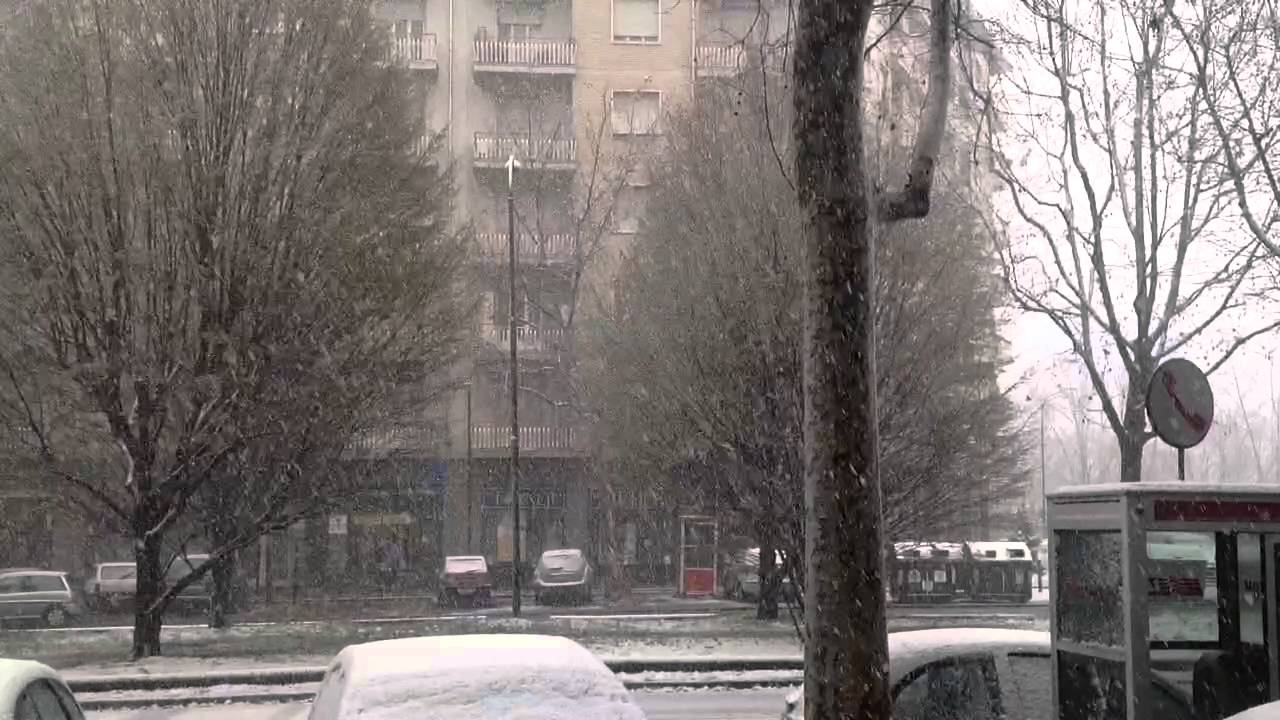 Neve a Torino il 16 Marzo 2016 - Light Snow Tempest - YouTube