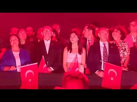 Mümtaz Önal 0640 kamerasından 9 Eylül İzmir 'in Kurtuluşu 100.Yıl Muhteşem Kareografi Canlandırma