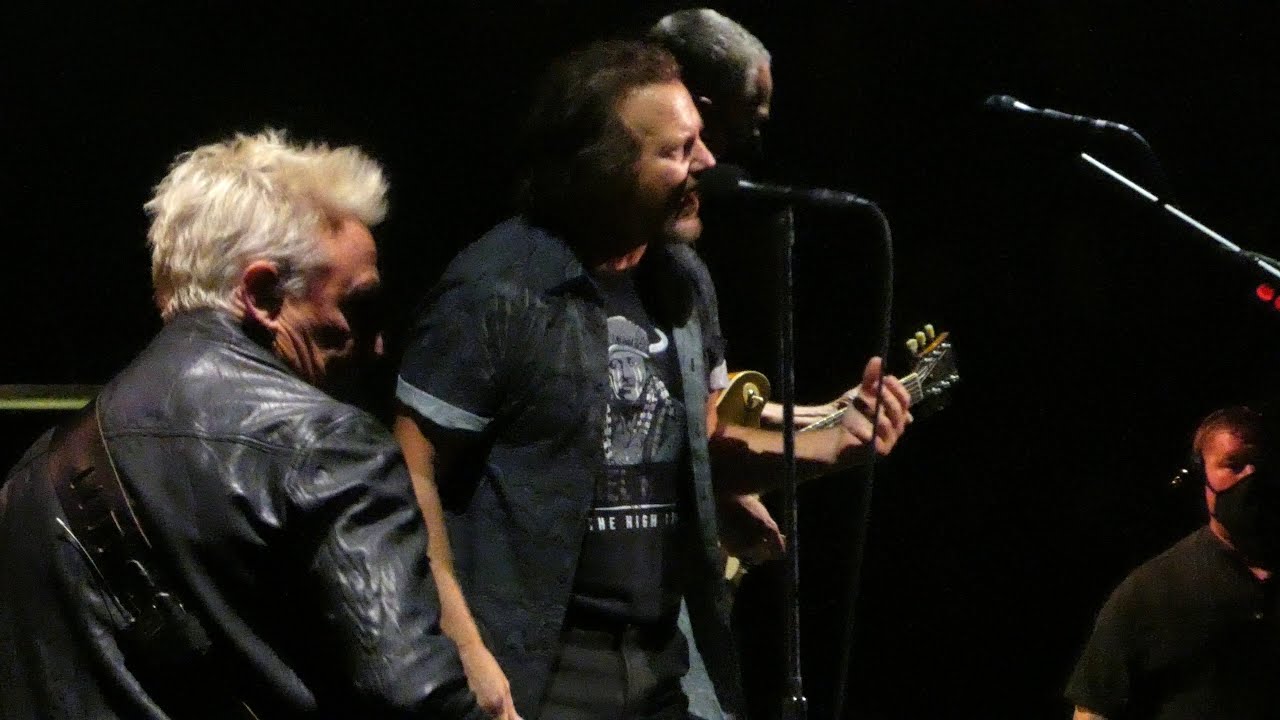 Pearl Jam - Hail, Hail - Toronto (September 8, 2022) - YouTube