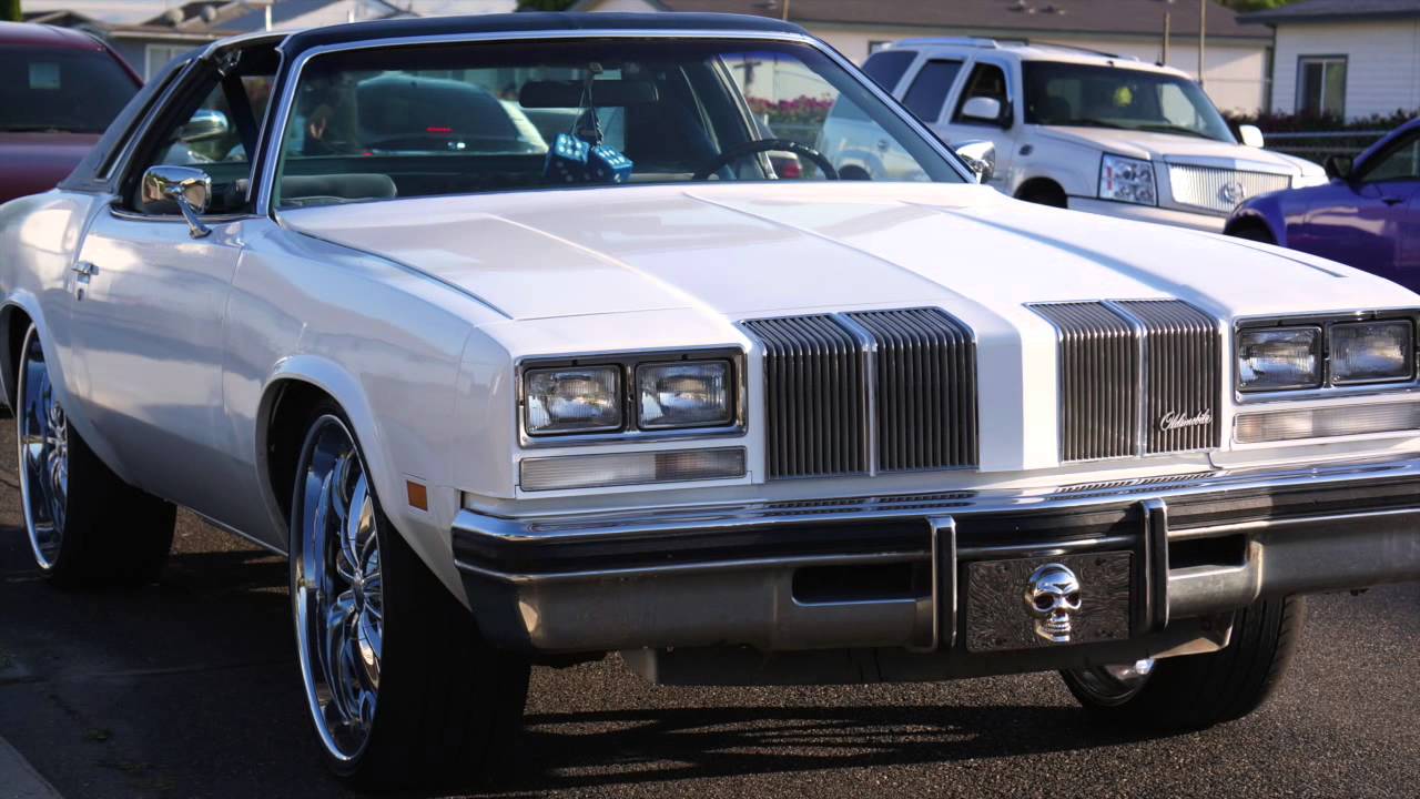 cutlass supreme on 24s - YouTube