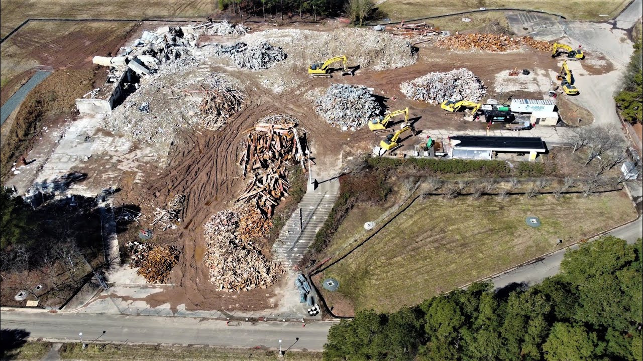 Demolition Timeline of the Elion-Hitchings/Burroughs Wellcome Building ...