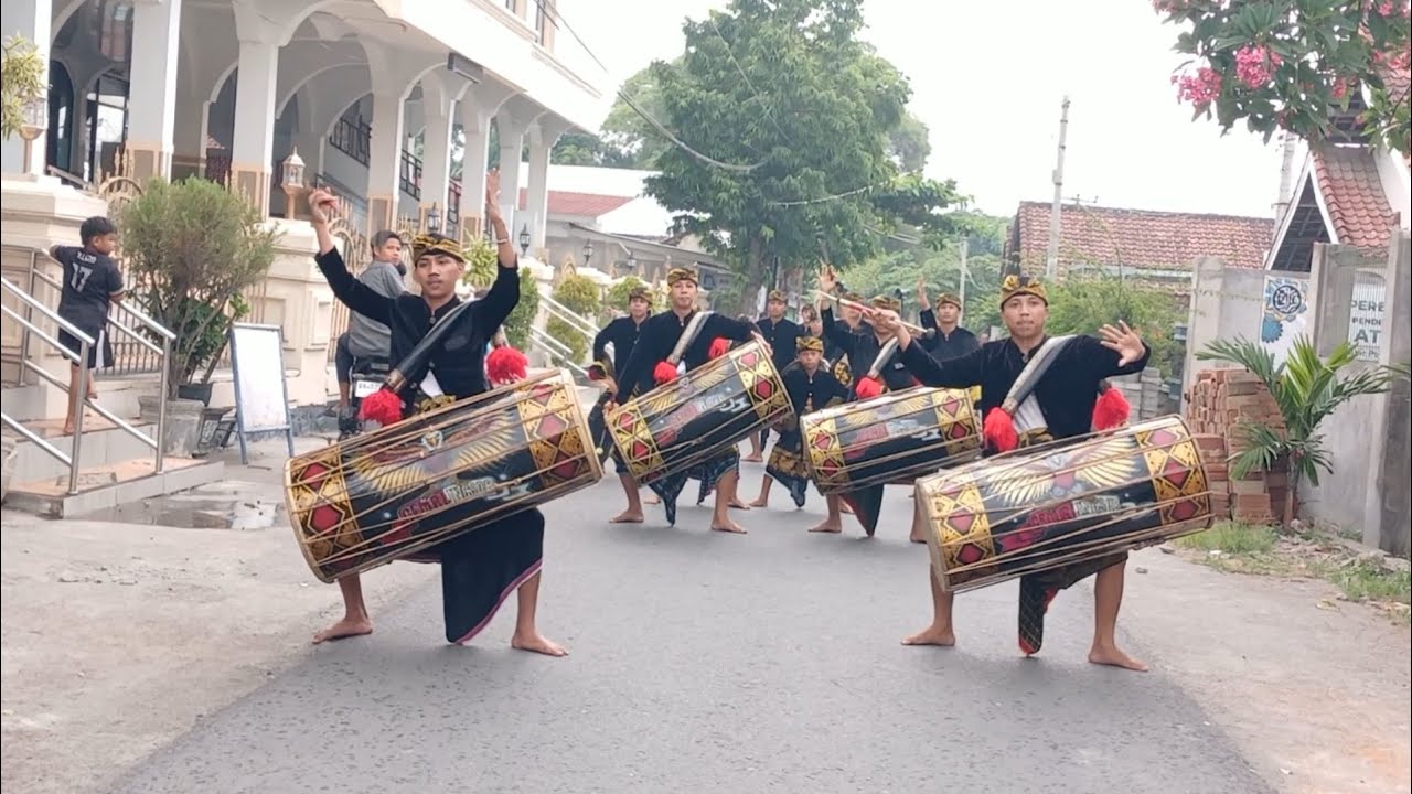 NYONGKOLAN 2 BARUNGAN GENDANG BELEQ DARI JURIT KE TANJUNG TEROS LOMBOK ...
